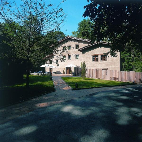 Hotel Can Blanc - Santa Pau