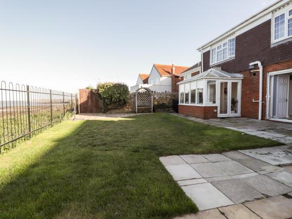 17 St Magnus Close - Kent