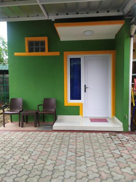 Bu Sur Homestay - West Java