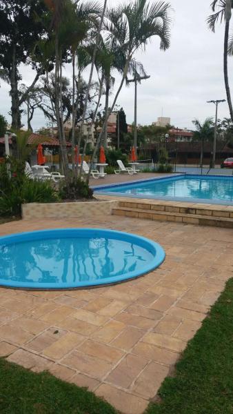 Casa Em Condomínio Com Piscina - Ponta Das Canas - Florianópolis