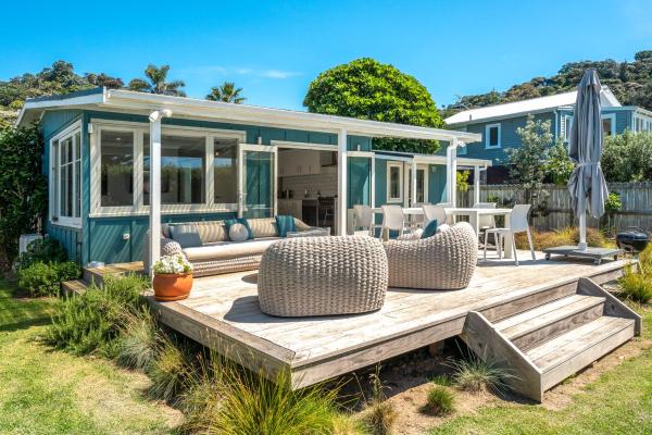 White Sands Cottage At Palm Beach - Waiheke Island