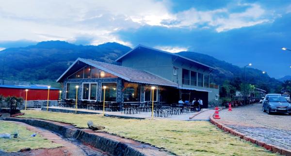 Mastiff Grand La Villae - Khopoli