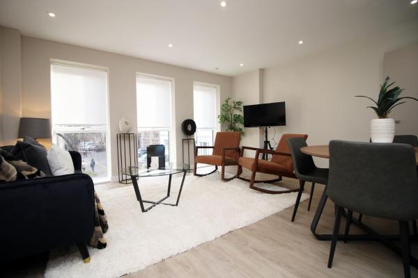 Sleek And Modern 2br Home Near City Centre - Casablanca 1 - Cardiff