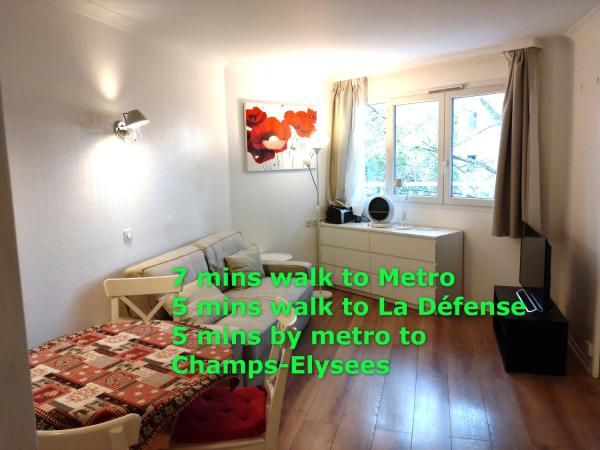 7 Min Walk Metro, Aparthotel, La Défense - Maisons-Laffitte