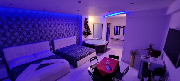 Luxury Room Al Cristo Velato - 나폴리