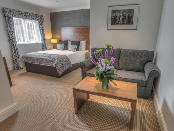 The Boleyn Hotel - Staines-upon-Thames