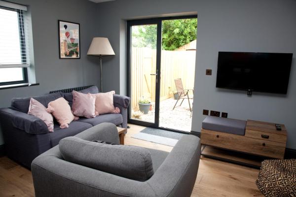 Little Elm - Luxury Home From Home, Free Parking, 30-40 Mins Walk From Bath City Centre - Dyrham