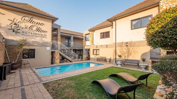 Stone Olive - Jeffreys Bay