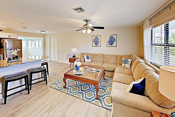 Breezy Bungalow - Naples, FL