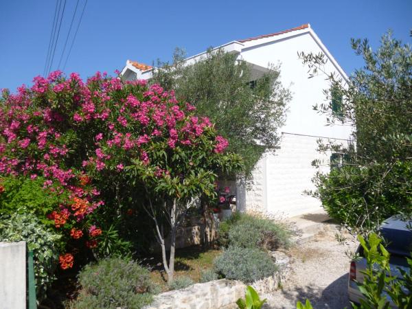 Apartments Suzana - Sukošan