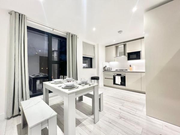 Queens Luxury Apartments Wembley Stadium - London - Watford
