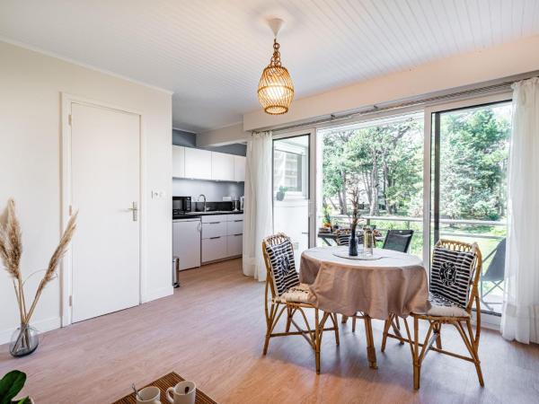 Studio Port An Dro-9 By Interhome - Carnac