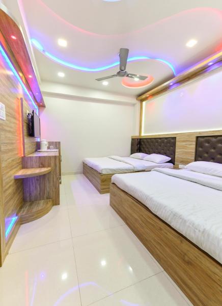 Hn Palace Homestay - Agra