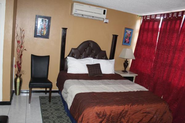 Serenity At The Oxford - Kingston (Jamaica)