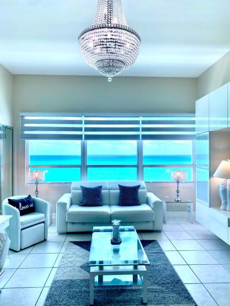 Castle Beach Resort Condo Penthouse Or 1br Direct Ocean View -Just Remodeled- - Miami, FL