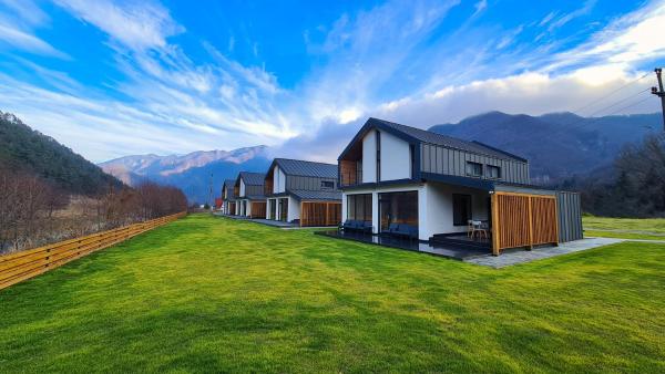 Complex Lunlo Village - Transylvania