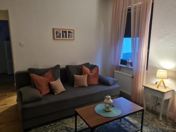 Privates, Gemütliches Appartement - Neuss