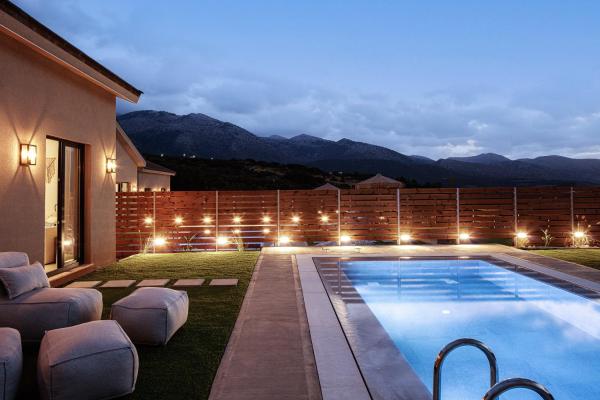 Carob Villas, An Eco-friendly Hideaway - 克里特