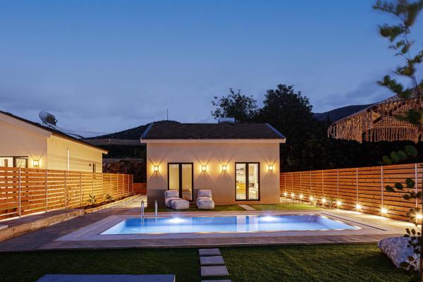 Carob Villas, An Eco-friendly Hideaway - 크레타