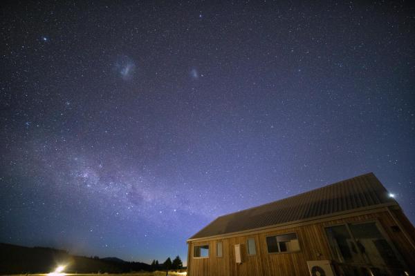 Skyrim Lodge One Bedroom Twin Bed Suite - Lake Tekapo