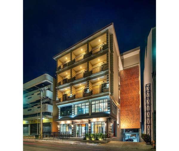 Nine River Hotel -