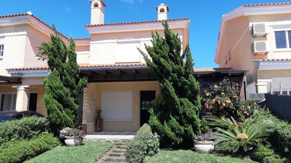 Acolhedora Casa De Praia Em Condomínio Fechado à Beira Mar - Xangri-Lá