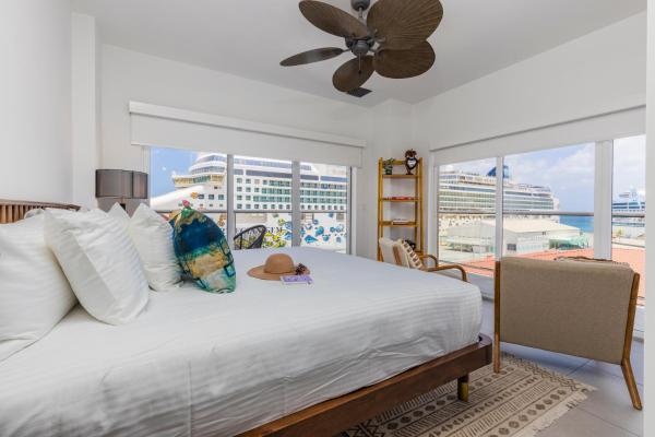 Experience The Groovy Harbour House Lifestyle - Aruba