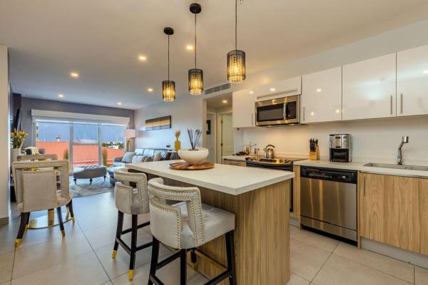 Modern 2br Contemporary Retreat-downtown - Aruba