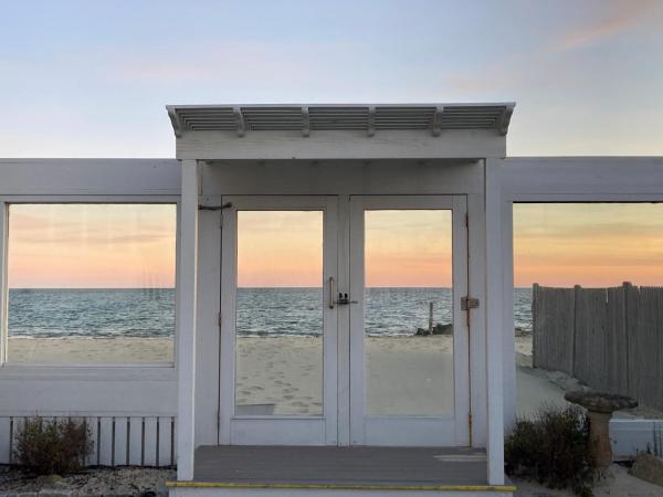 By The Sea Guests Bed And Breakfast And Suites - Elenis' Suite - Harwich, MA