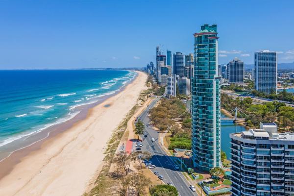 The Waterford On Main Beach - Surfers Paradise