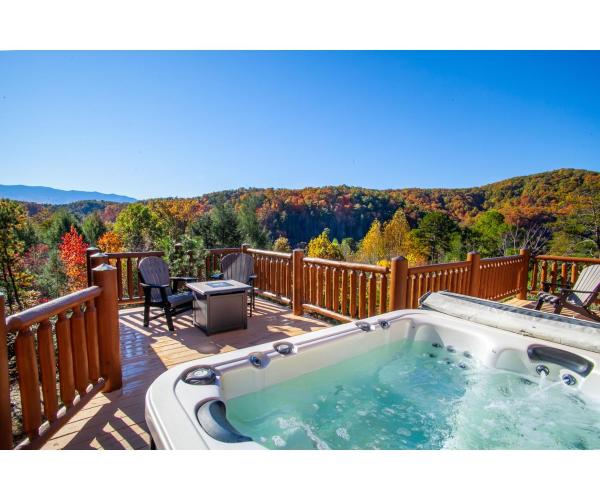 Bear Creek Lodge With Hot Tub, Game Room And View - Douglas Lake, TN