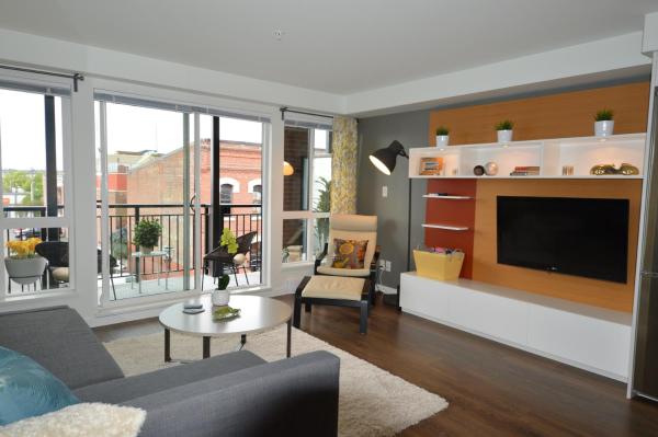 Chic 1br Steps From Chinatown And Harbour - Victoria
