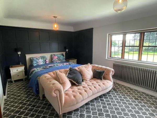 Detached Private House - Broadstairs