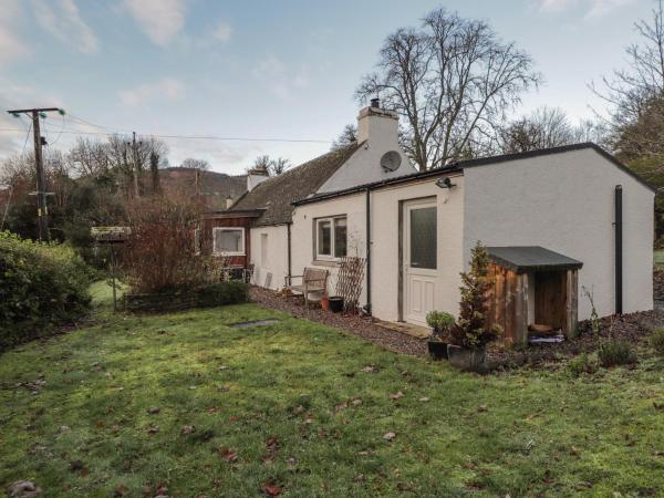 Lilac Cottage - Loch Glass