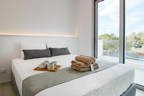 Phaedrus Living - Seaside Executive Flat Harbour 208 - Paphos