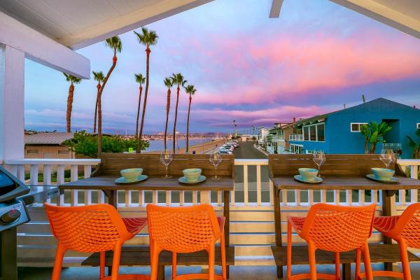 Bayfront Beauty - Newport Beach, CA