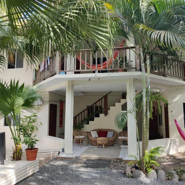 Layback Surf Hotel - La Libertad