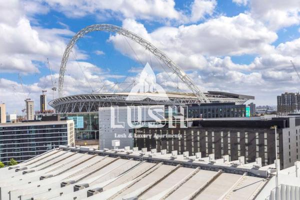 Modern, Stylish Penthouse Apartment Next To Wembley Stadium! - Edgware