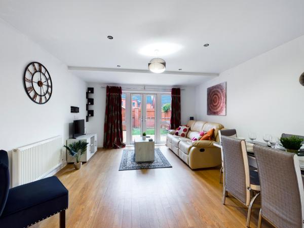 Cheerful 5-bdr/3-bath House W/ Free Parking - Henley-on-Thames
