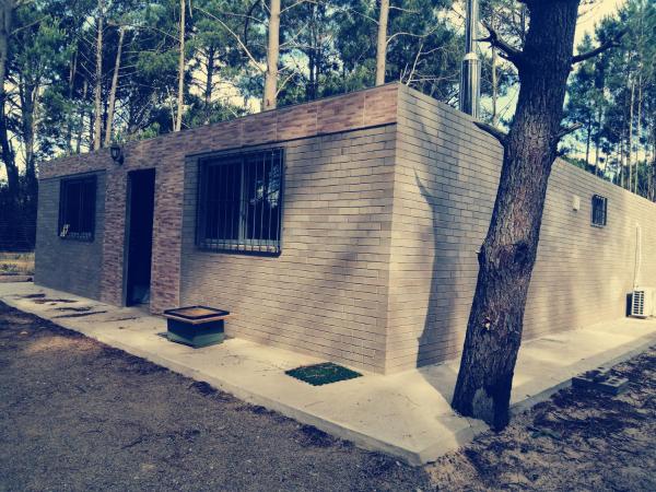 Casa En Jaureguiberry A 5 Cuadras De La Playa - Uruguay