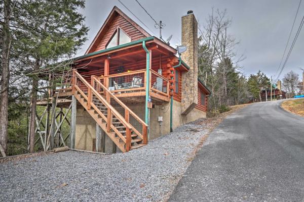 Smoky Mountains Cabin Less Than 1 Mi To Douglas Lake - Douglas Lake, TN