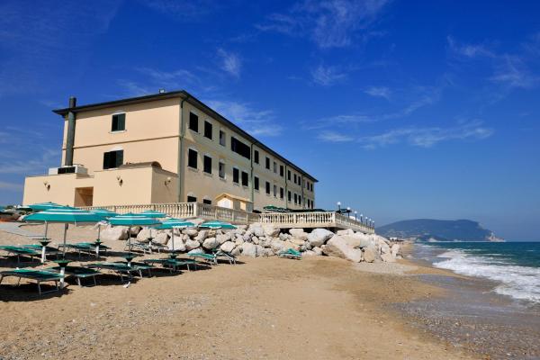 Hotel Brigantino Non Dista - Porto Recanati