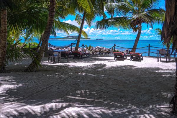 Anse Kerlan Beach Chalets - Seychelles
