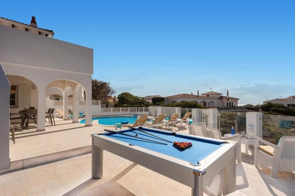 Chalet En Calan Forcat - Minorque