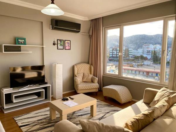 Refurnished Flat Near Konyaaltı Beach - Antalya