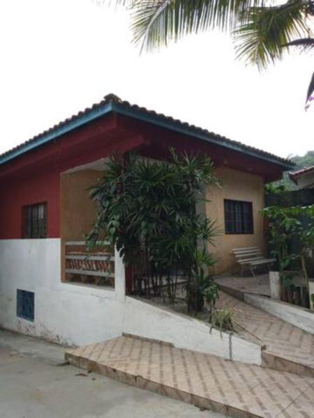 Casa De Temporada Perto Da Praia - Ubatuba