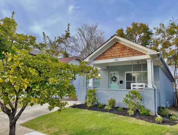 Modern 4br 2ba Home W/ Porch Swing - Walk&bike Atl - Atlanta, GA