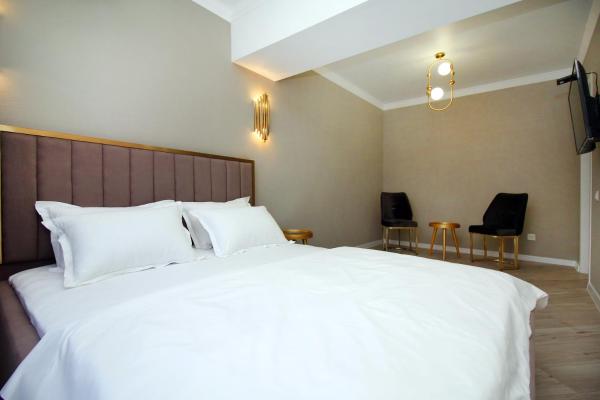 Апартаменты с двумя спальнями на Арбате! (155) - Kazakhstan