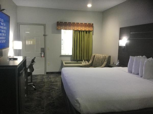 Muskogee Inn And Suites - Muskogee, OK