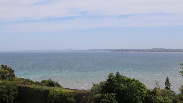 Luxury Holiday Home With Cliff Top Sea And City Views - Northland